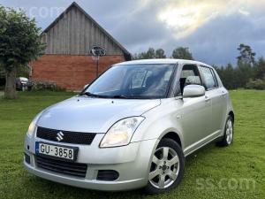 Pelēks Suzuki Swift 2007 Cēsis, ar dzinēja tilpumu 1.30 L un nobraukumu 200 tūkst. km par 1400 €, foto 1 vietnē AUTOMOTO.COM.LV