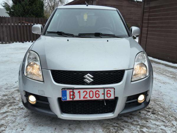Grey Suzuki Swift 2008 in Riga, with an engine capacity of 1.59 L and mileage of 176 thousand km for 2900 €, photo 2 on AUTOMOTO.COM.LV