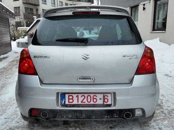 Grey Suzuki Swift 2008 in Riga, with an engine capacity of 1.59 L and mileage of 176 thousand km for 2900 €, photo 4 on AUTOMOTO.COM.LV