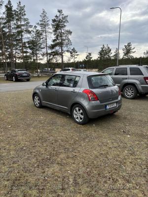 Pelēks Suzuki Swift 2009 Tallina, ar dzinēja tilpumu 1.20 L un nobraukumu 151 tūkst. km par 3300 €, foto 6 vietnē AUTOMOTO.COM.LV