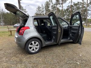 Pelēks Suzuki Swift 2009 Tallina, ar dzinēja tilpumu 1.20 L un nobraukumu 151 tūkst. km par 3300 €, foto 9 vietnē AUTOMOTO.COM.LV