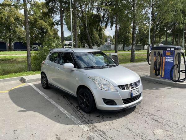 Suzuki Swift 2011 Viļņa vietnē Pelēks Suzuki Swift 2011 Viļņa, ar dzinēja tilpumu 1.24 L un nobraukumu 174 tūkst. km par 3700 €, foto 3 vietnē AUTOMOTO.COM.LV