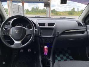 Pelēks Suzuki Swift 2011 Viļņa, ar dzinēja tilpumu 1.24 L un nobraukumu 174 tūkst. km par 3700 €, foto 13 vietnē AUTOMOTO.COM.LV