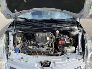 Pelēks Suzuki Swift 2011 Viļņa, ar dzinēja tilpumu 1.24 L un nobraukumu 174 tūkst. km par 3700 €, foto 16 vietnē AUTOMOTO.COM.LV