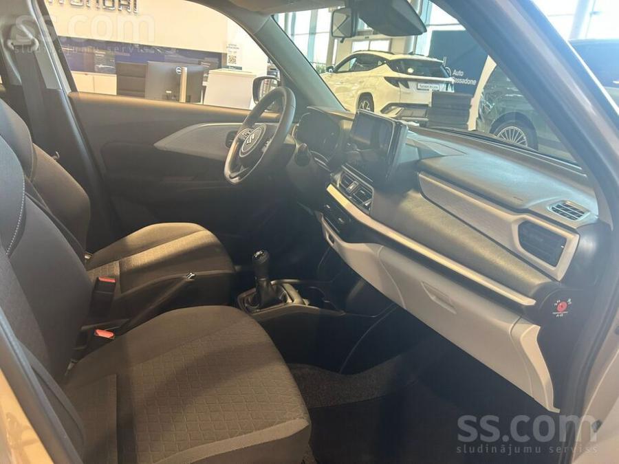 Pelēks Suzuki Swift 2026 Rīga, ar dzinēja tilpumu 1.20 L un nobraukumu 10 tūkst. km par 22110 €, foto 11 vietnē AUTOMOTO.COM.LV