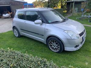 Grey Suzuki Swift 2004 in Kaunas, with an engine capacity of 1.50 L and mileage of 220 thousand km for 950 €, photo  on AUTOMOTO.COM.LV