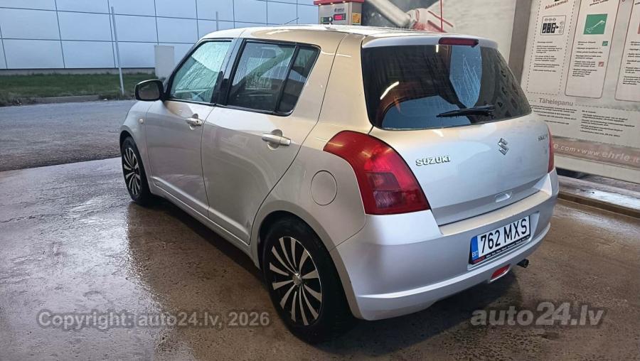 Suzuki Swift 2006 Tallina, ar dzinēja tilpumu 1.30 L un nobraukumu 168 tūkst. km par 2499 €, foto 5 vietnē AUTOMOTO.COM.LV