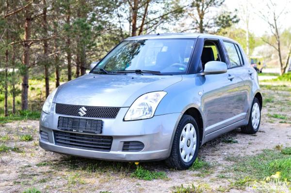 Suzuki Swift 2006 Kretinga, ar dzinēja tilpumu 1.30 L un nobraukumu 233 tūkst. km par 1999 €, foto 1 vietnē AUTOMOTO.COM.LV