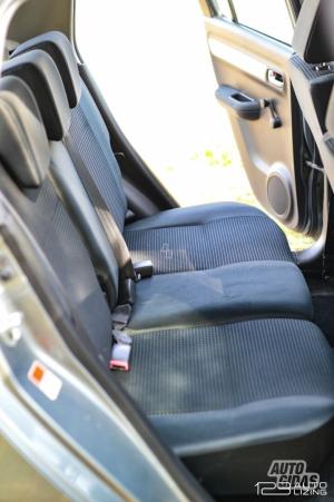 Suzuki Swift 2006 Kretinga, ar dzinēja tilpumu 1.30 L un nobraukumu 233 tūkst. km par 1999 €, foto 7 vietnē AUTOMOTO.COM.LV