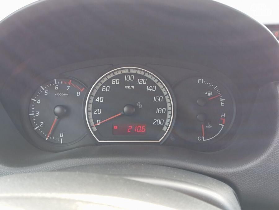 Сузуки Свифт 2006 в Вильнюс, объемом двигателя 1.30 л и пробегом 255 тыс. км за 1000 €, фото 14 на AUTOMOTO.COM.LV