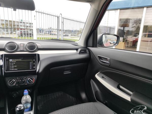 Suzuki Swift 2021 in Klaipeda, with an engine capacity of 1.24 L and mileage of 12 thousand km for 11500 €, photo 5 on AUTOMOTO.COM.LV