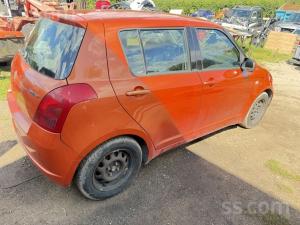 Orange Suzuki Swift 2005 in Riga, with an engine capacity of 1.30 L and mileage of 104 thousand km for 600 €, photo  on AUTOMOTO.COM.LV
