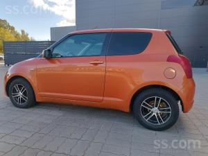 Orange Suzuki Swift 2006 in Riga, with an engine capacity of 1.30 L and mileage of 93 thousand km for 2990 €, photo 7 on AUTOMOTO.COM.LV