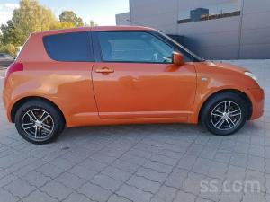 Orange Suzuki Swift 2006 in Riga, with an engine capacity of 1.30 L and mileage of 93 thousand km for 2990 €, photo 15 on AUTOMOTO.COM.LV