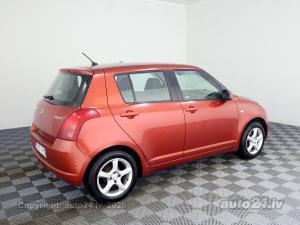 Oranžs Suzuki Swift 2007 Tallina, ar dzinēja tilpumu 1.30 L un nobraukumu 239 tūkst. km par 1499 €, foto 4 vietnē AUTOMOTO.COM.LV