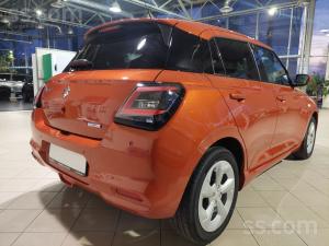 Orange Suzuki Swift 2026 in Daugavpils, with an engine capacity of 1.20 L and mileage of 10 thousand km for 18990 €, photo 4 on AUTOMOTO.COM.LV