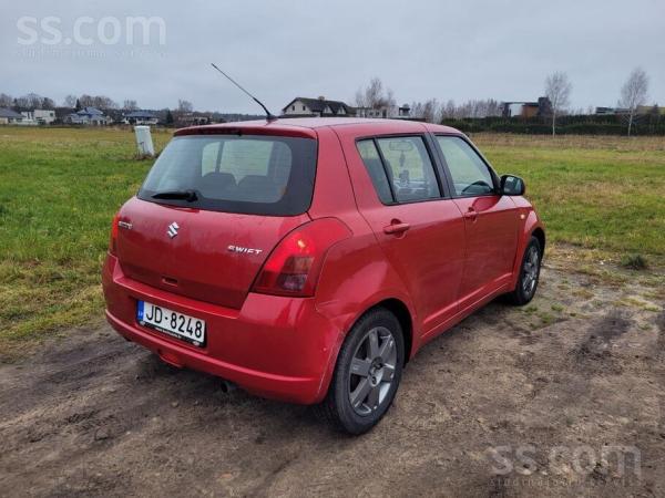Sarkans Suzuki Swift 2007 Rīga, ar dzinēja tilpumu 1.30 L un nobraukumu 156 tūkst. km par 1650 €, foto 3 vietnē AUTOMOTO.COM.LV