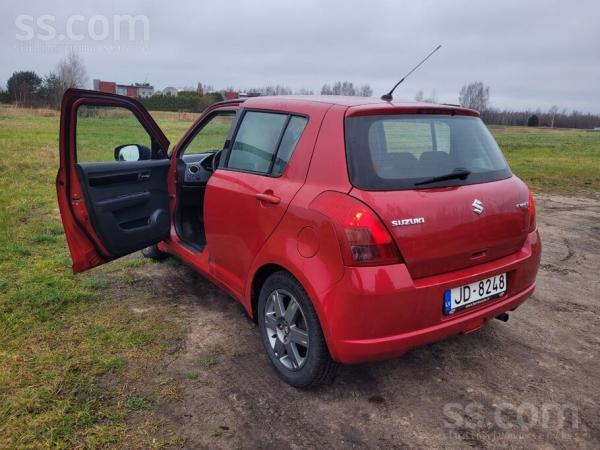 Sarkans Suzuki Swift 2007 Rīga, ar dzinēja tilpumu 1.30 L un nobraukumu 156 tūkst. km par 1650 €, foto 4 vietnē AUTOMOTO.COM.LV