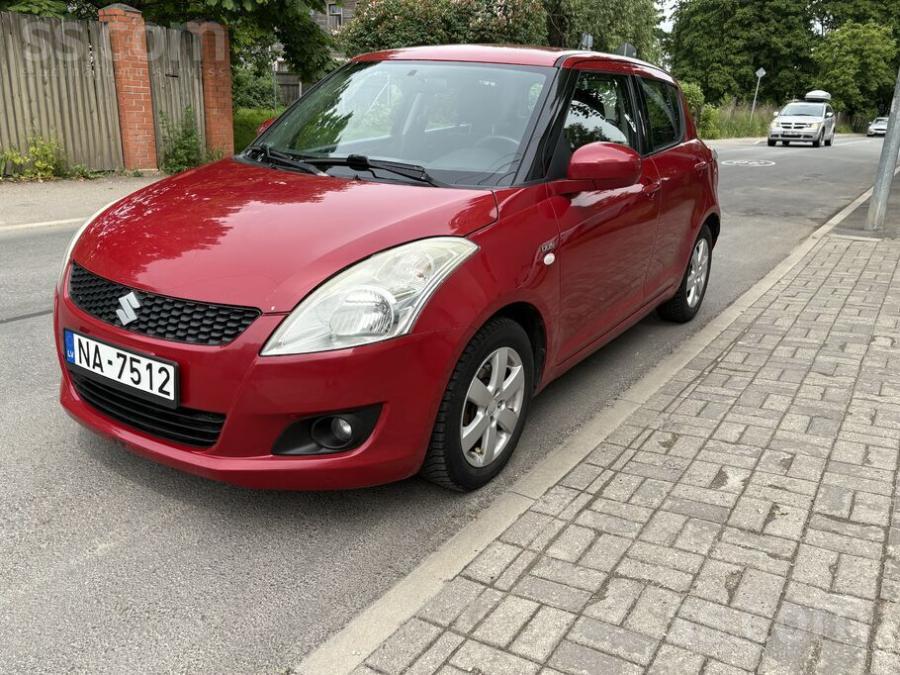 Sarkans Suzuki Swift 2011 Rīga, ar dzinēja tilpumu 1.20 L un nobraukumu 231 tūkst. km par 1964 €, foto 9 vietnē AUTOMOTO.COM.LV