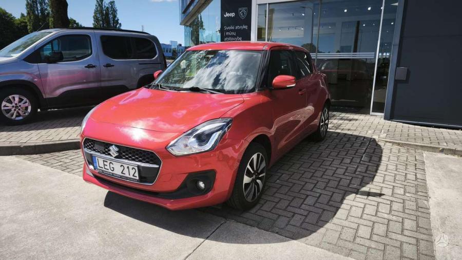 Red Suzuki Swift 2019 in Klaipeda, with an engine capacity of 1.24 L and mileage of 51 thousand km for 10000 €, photo 1 on AUTOMOTO.COM.LV