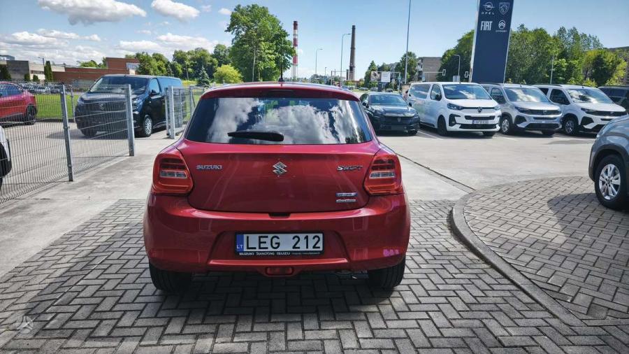 Red Suzuki Swift 2019 in Klaipeda, with an engine capacity of 1.24 L and mileage of 51 thousand km for 10000 €, photo 8 on AUTOMOTO.COM.LV