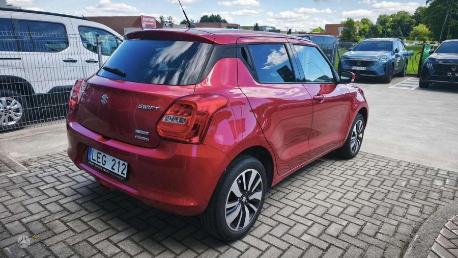 Red Suzuki Swift 2019 in Klaipeda, with an engine capacity of 1.24 L and mileage of 51 thousand km for 10000 €, photo 13 on AUTOMOTO.COM.LV