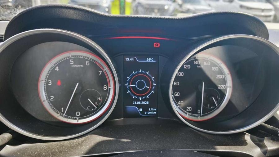 Red Suzuki Swift 2019 in Klaipeda, with an engine capacity of 1.24 L and mileage of 51 thousand km for 10000 €, photo 20 on AUTOMOTO.COM.LV