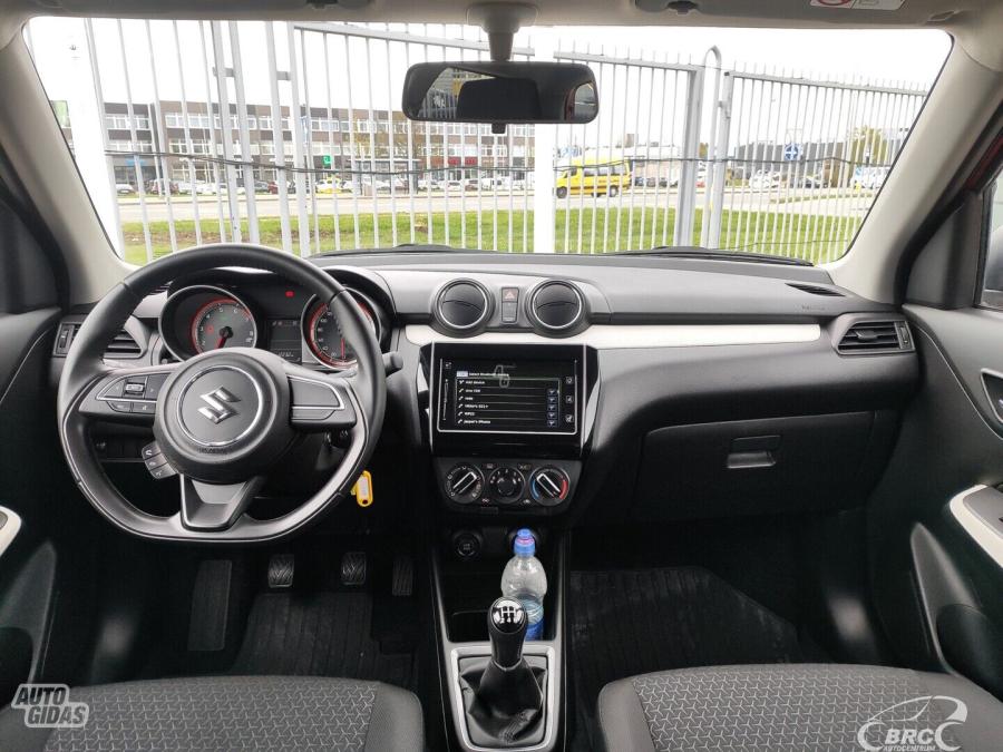 Sarkans Suzuki Swift 2021 Avižieniai, ar dzinēja tilpumu 1.20 L un nobraukumu 12 tūkst. km par 11200 €, foto 5 vietnē AUTOMOTO.COM.LV