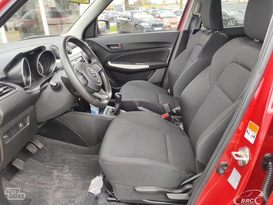 Sarkans Suzuki Swift 2021 Avižieniai, ar dzinēja tilpumu 1.20 L un nobraukumu 12 tūkst. km par 11200 €, foto 19 vietnē AUTOMOTO.COM.LV