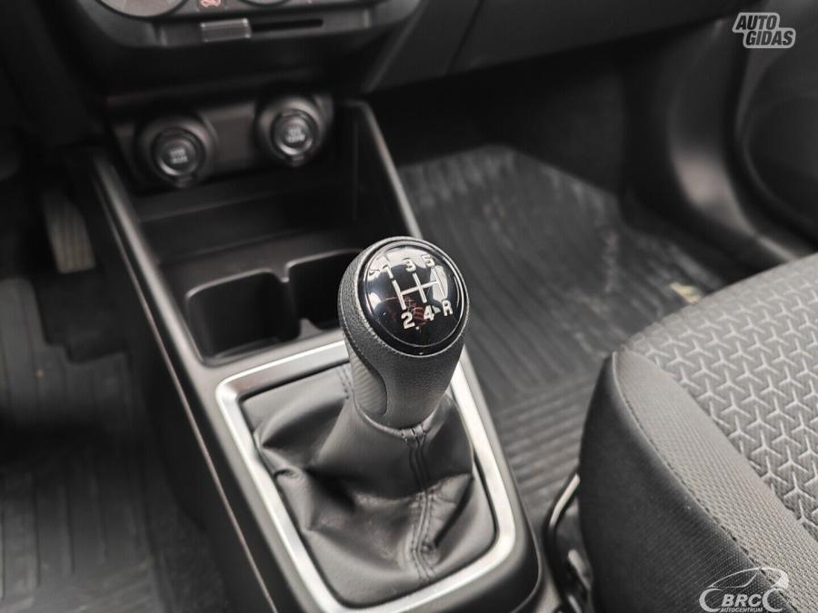 Sarkans Suzuki Swift 2021 Avižieniai, ar dzinēja tilpumu 1.20 L un nobraukumu 12 tūkst. km par 11200 €, foto 27 vietnē AUTOMOTO.COM.LV