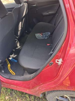 Sarkans Suzuki Swift 2021 Viļņa, ar dzinēja tilpumu 1.20 L un nobraukumu 47 tūkst. km par 12500 €, foto 11 vietnē AUTOMOTO.COM.LV