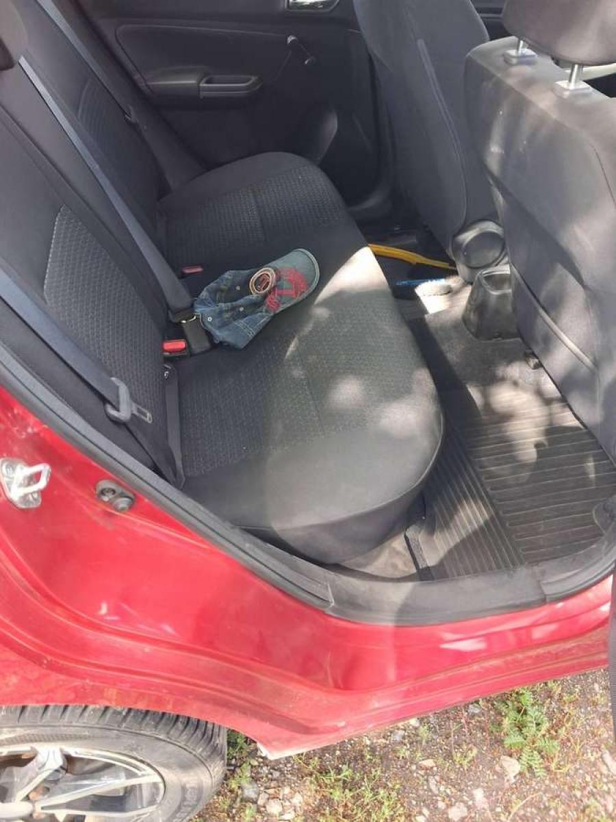 Sarkans Suzuki Swift 2021 Viļņa, ar dzinēja tilpumu 1.20 L un nobraukumu 47 tūkst. km par 12500 €, foto 12 vietnē AUTOMOTO.COM.LV