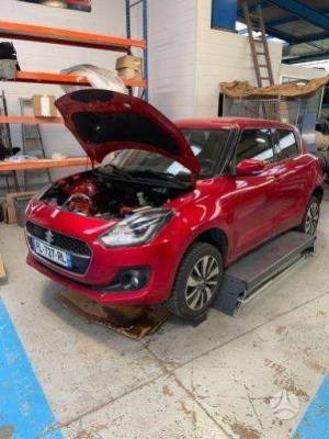 Red Suzuki Swift 2019 in Taurage, with an engine capacity of 1.00 L and mileage of 85 thousand km for 6000 €, photo  on AUTOMOTO.COM.LV