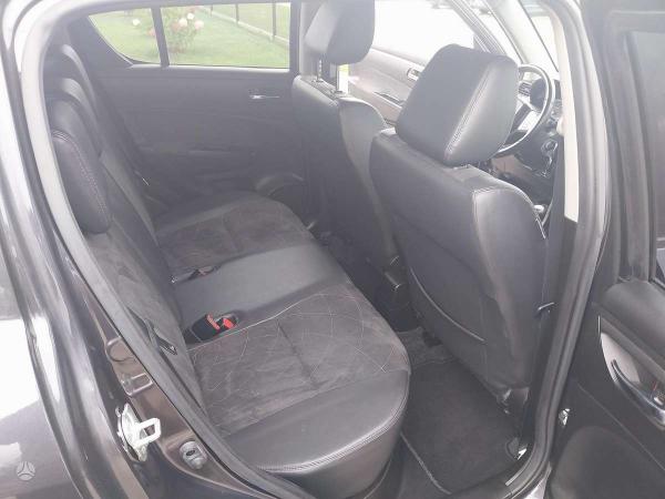 Violet Suzuki Swift 2015 in Marijampole, with an engine capacity of 1.24 L and mileage of 139 thousand km for 5650 €, photo 10 on AUTOMOTO.COM.LV
