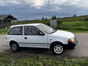 Белый Сузуки Свифт 2002 в Рига, объемом двигателя 1.00 л и пробегом 147 тыс. км за 1400 €, фото  на AUTOMOTO.COM.LV