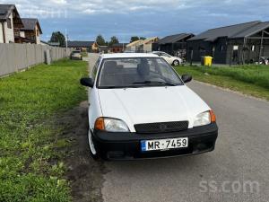 Белый Сузуки Свифт 2002 в Рига, объемом двигателя 1.00 л и пробегом 147 тыс. км за 1400 €, фото 3 на AUTOMOTO.COM.LV