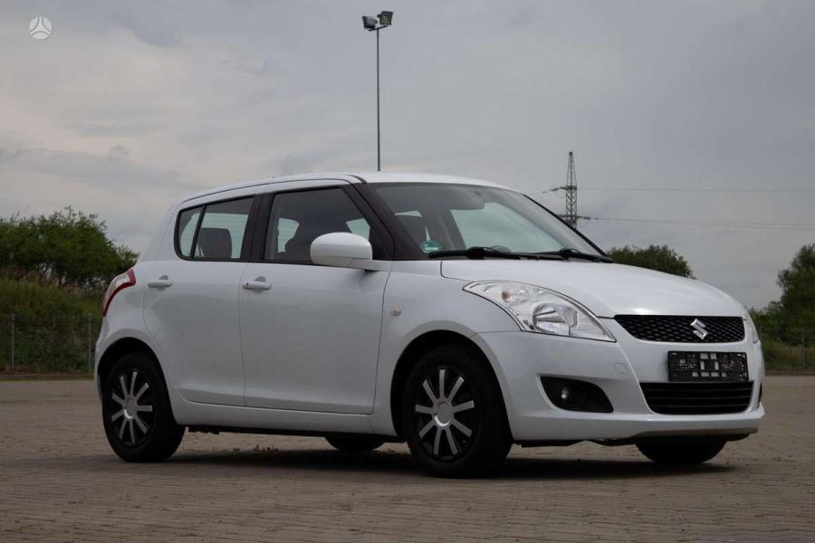 Balts Suzuki Swift 2014 Marijampole, ar dzinēja tilpumu 1.24 L un nobraukumu 112 tūkst. km par 4950 €, foto 9 vietnē AUTOMOTO.COM.LV