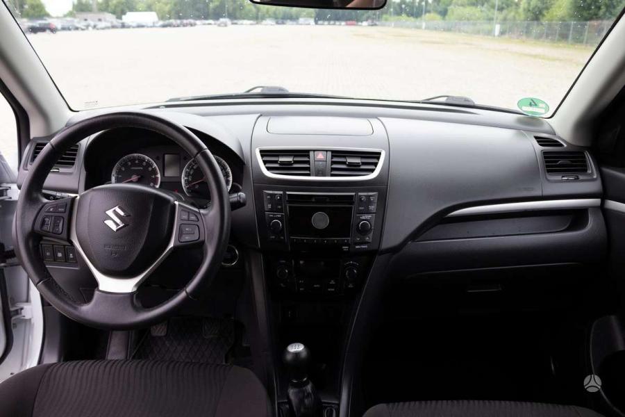 Balts Suzuki Swift 2014 Marijampole, ar dzinēja tilpumu 1.24 L un nobraukumu 112 tūkst. km par 4950 €, foto 15 vietnē AUTOMOTO.COM.LV
