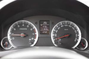 Balts Suzuki Swift 2014 Marijampole, ar dzinēja tilpumu 1.24 L un nobraukumu 112 tūkst. km par 4950 €, foto 18 vietnē AUTOMOTO.COM.LV