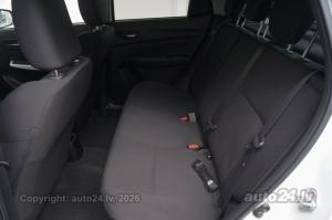 White Suzuki Swift 2019 in Tallinn, with an engine capacity of 1.20 L and mileage of 111 thousand km for 11490 €, photo 11 on AUTOMOTO.COM.LV