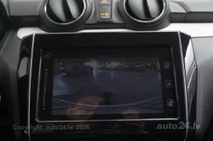 White Suzuki Swift 2019 in Tallinn, with an engine capacity of 1.20 L and mileage of 111 thousand km for 11490 €, photo 14 on AUTOMOTO.COM.LV