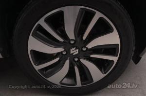 White Suzuki Swift 2019 in Tallinn, with an engine capacity of 1.20 L and mileage of 111 thousand km for 11490 €, photo 16 on AUTOMOTO.COM.LV