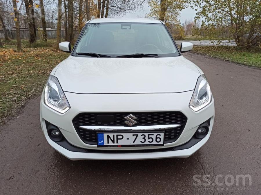 Balts Suzuki Swift 2023 Rīga, ar dzinēja tilpumu 1.20 L un nobraukumu 129 tūkst. km par 9300 €, foto 1 vietnē AUTOMOTO.COM.LV