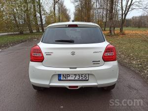 Balts Suzuki Swift 2023 Rīga, ar dzinēja tilpumu 1.20 L un nobraukumu 129 tūkst. km par 9300 €, foto 5 vietnē AUTOMOTO.COM.LV