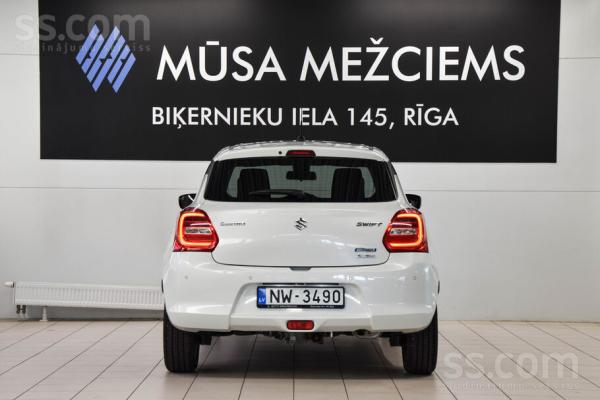 White Suzuki Swift 2024 in Riga, with an engine capacity of 1.20 L and mileage of 46 thousand km for 14590 €, photo 7 on AUTOMOTO.COM.LV