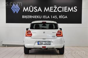 Белый Сузуки Свифт 2024 в Рига, объемом двигателя 1.20 л и пробегом 46 тыс. км за 14590 €, фото 8 на AUTOMOTO.COM.LV