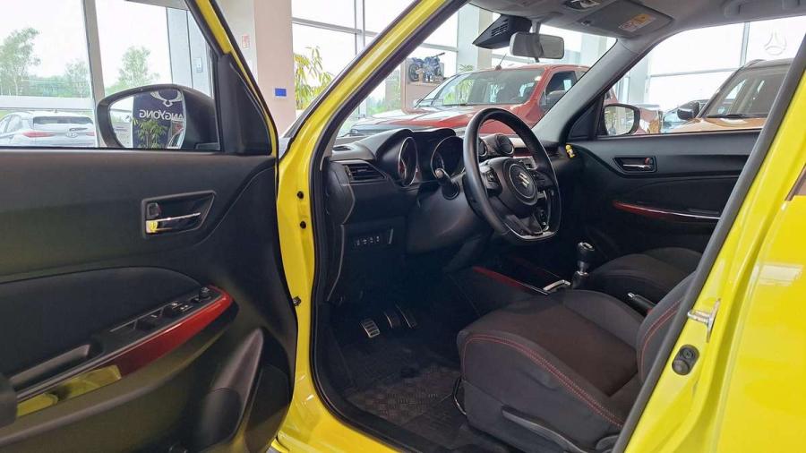 Dzeltens Suzuki Swift 2018 Kauņa, ar dzinēja tilpumu 1.37 L un nobraukumu 97 tūkst. km par 12598 €, foto 8 vietnē AUTOMOTO.COM.LV