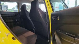 Dzeltens Suzuki Swift 2018 Kauņa, ar dzinēja tilpumu 1.37 L un nobraukumu 97 tūkst. km par 12598 €, foto 10 vietnē AUTOMOTO.COM.LV