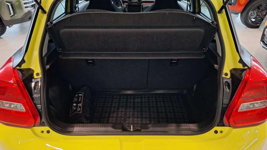 Dzeltens Suzuki Swift 2018 Kauņa, ar dzinēja tilpumu 1.37 L un nobraukumu 97 tūkst. km par 12598 €, foto 34 vietnē AUTOMOTO.COM.LV