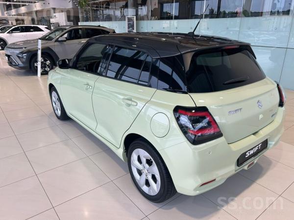 Dzeltens Suzuki Swift 2025 Rīga, ar dzinēja tilpumu 1.20 L un nobraukumu 10 tūkst. km par 20350 €, foto 7 vietnē AUTOMOTO.COM.LV